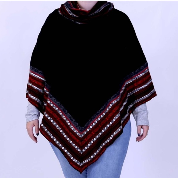 Le Moda | Sweaters | Le Moda Triangle Poncho | Poshmark